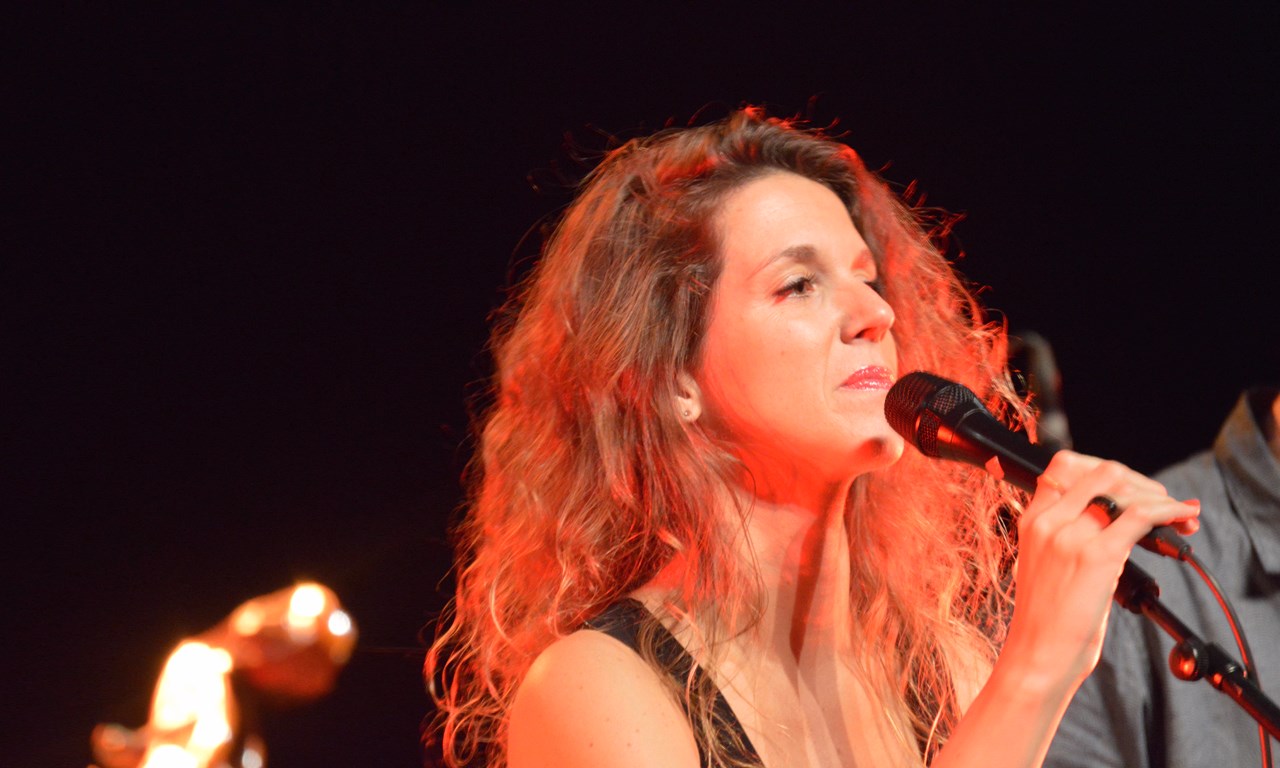 Anna Farrow 5 : Ville de Châteaubernard